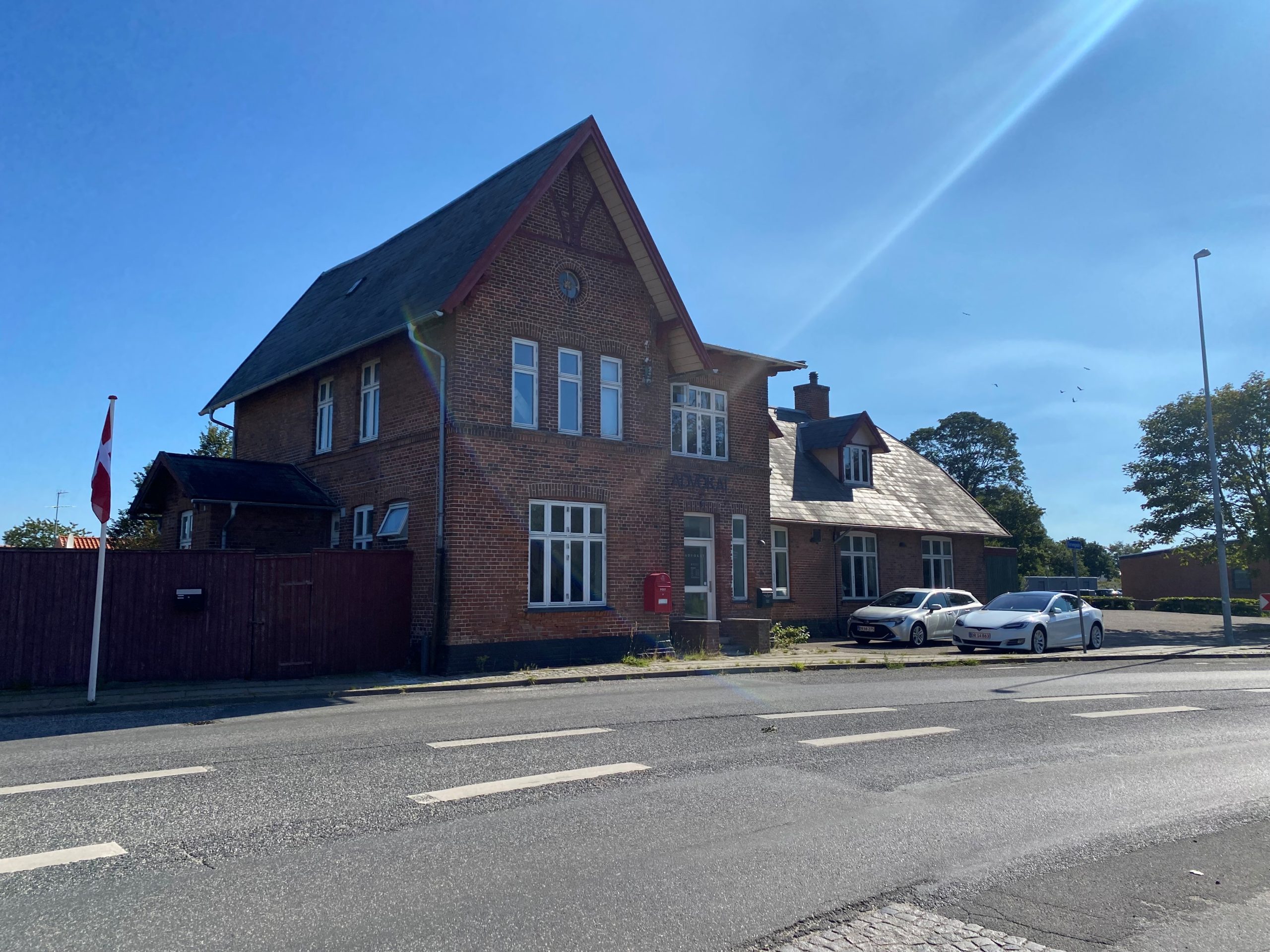 Fuldt udlejet investeringsejendom sælges - Paragraf advokaterne